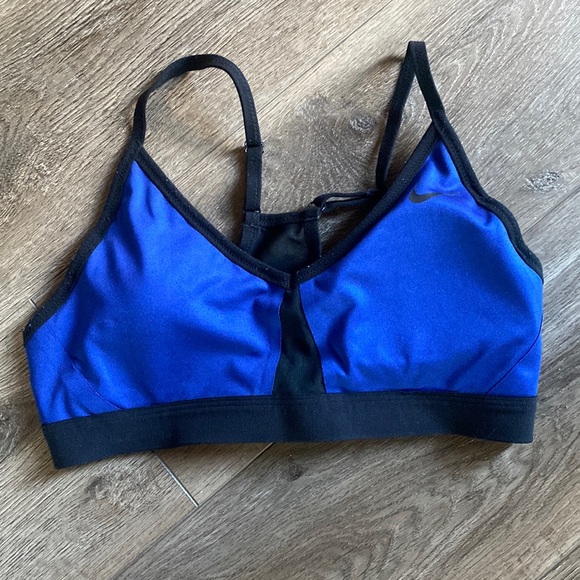 Nike | Intimates & Sleepwear | Nike Sportsbra | Poshmark